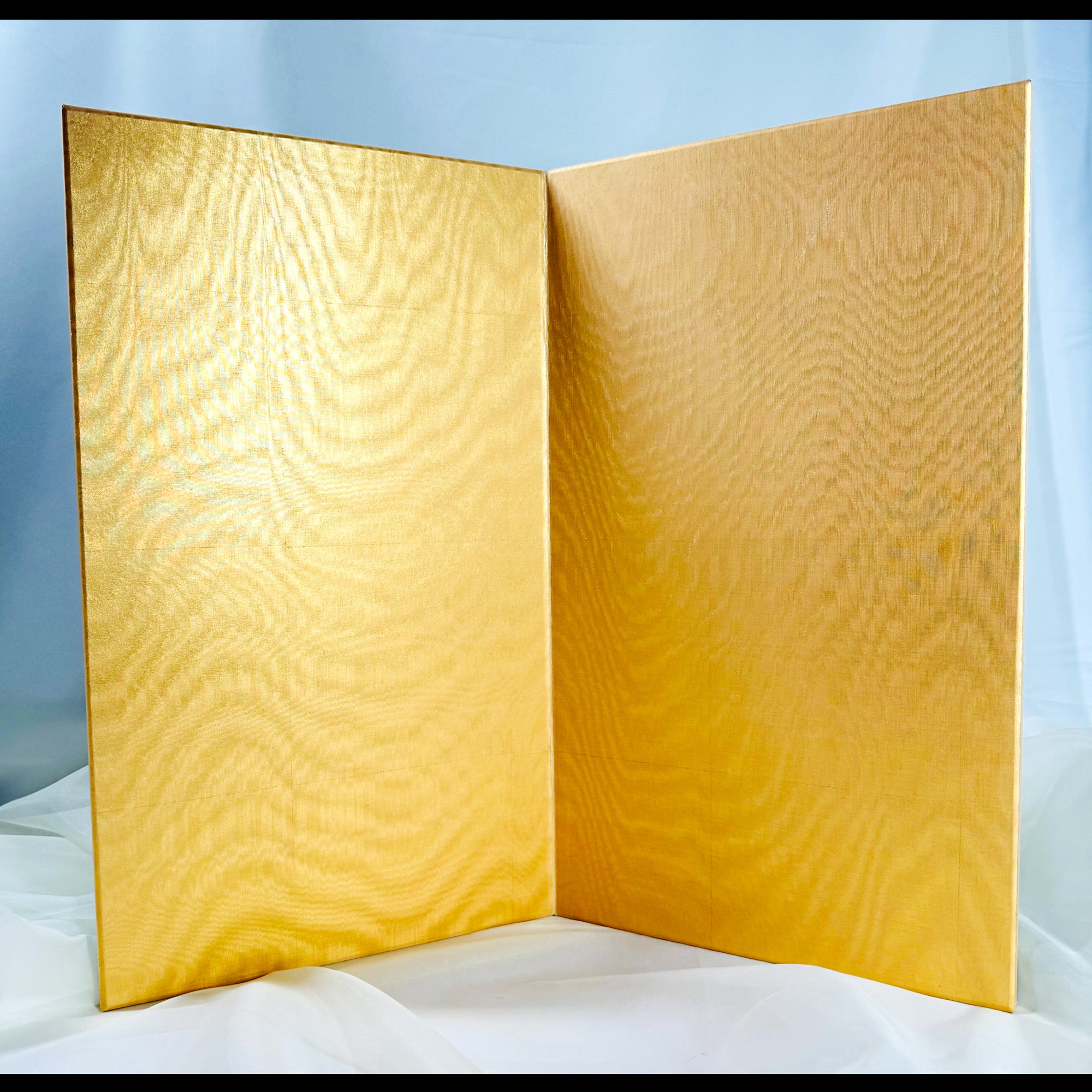 Gold-Toned Folding Screen Byobu (2-Panel) – Sakura Japan